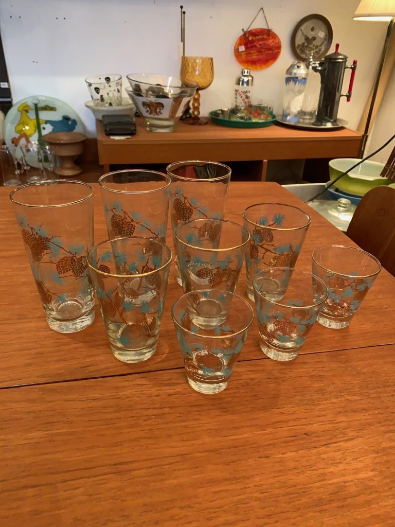 Vintage Barware: Libbey’s Turquoise Gold Pinecones
